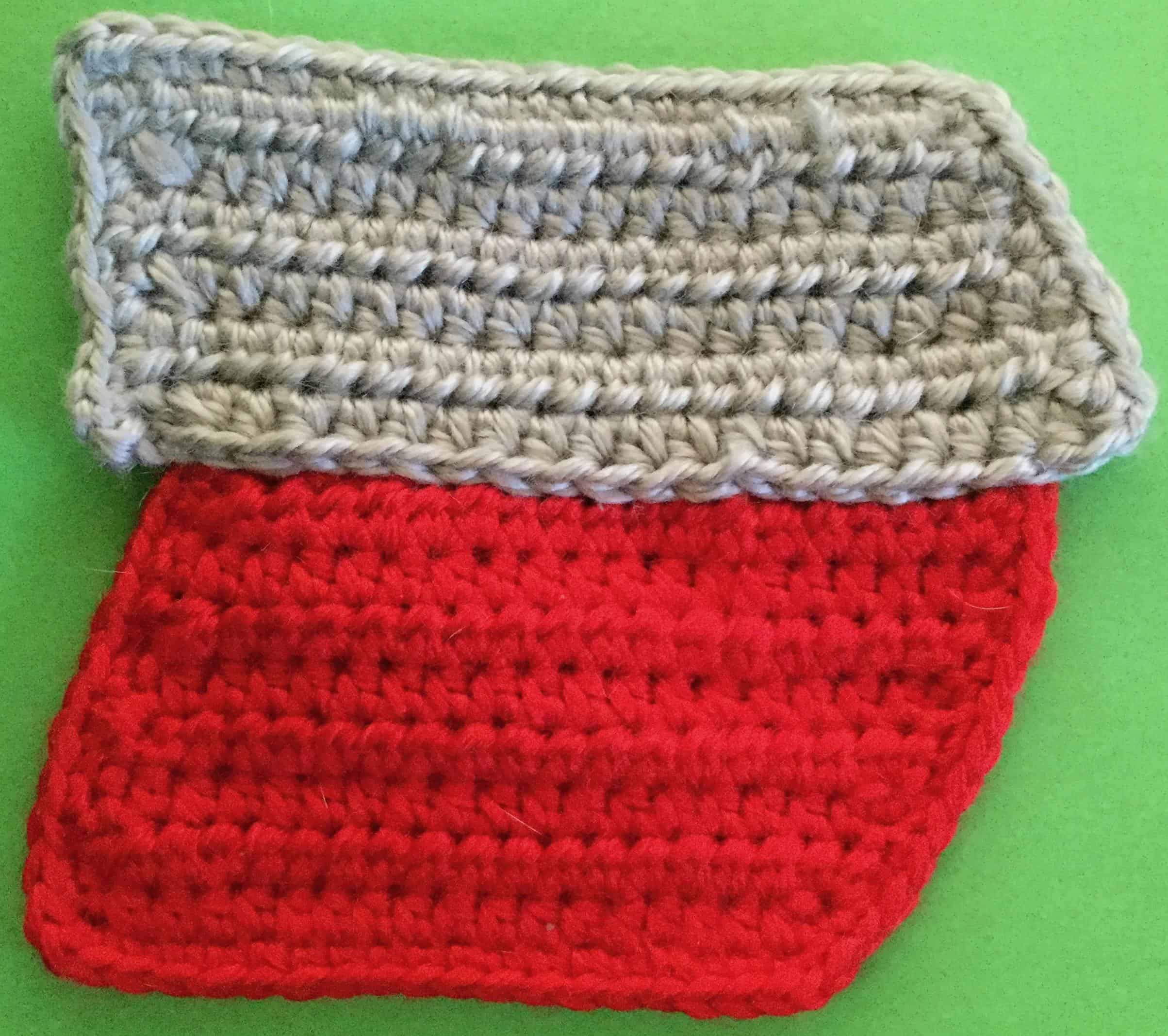 crochet-barn-barn-side-with-roof • Kerri's Crochet