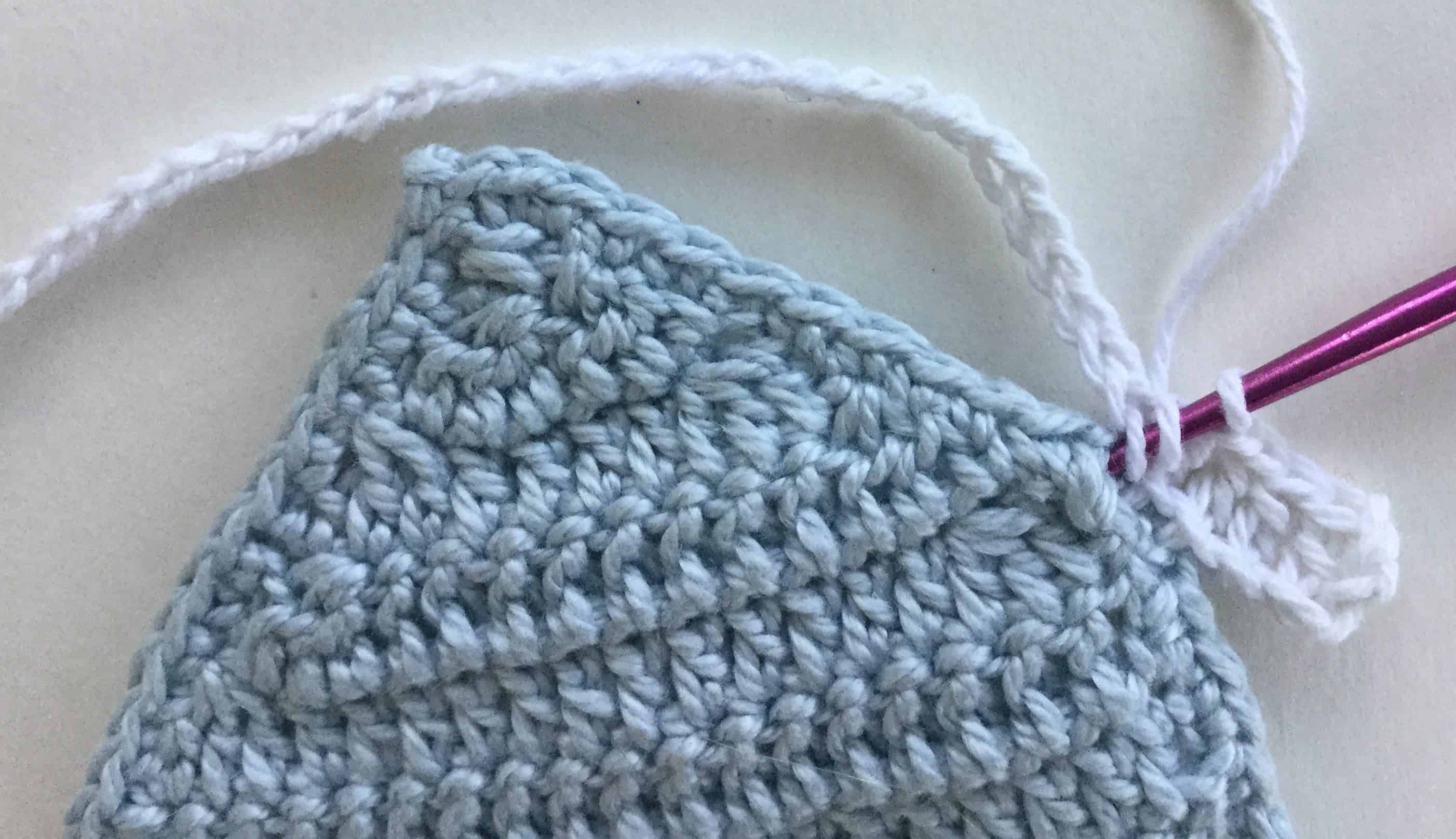 crochet-beach-hut-joining-for-roof-2 • Kerri's Crochet