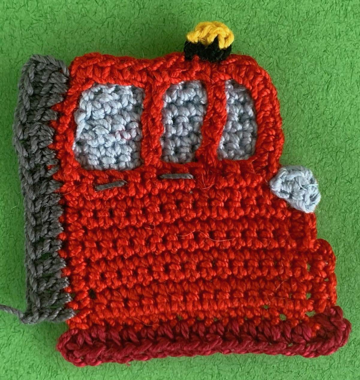 crochet-fire-engine-2-ply-cab-with-light • Kerri's Crochet