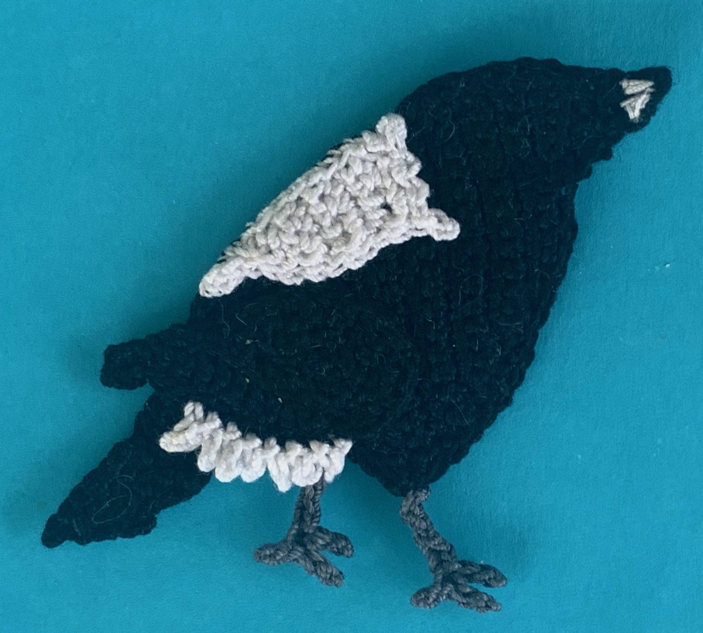 crochet-magpie-2-ply-body-with-back-marking • Kerri's Crochet