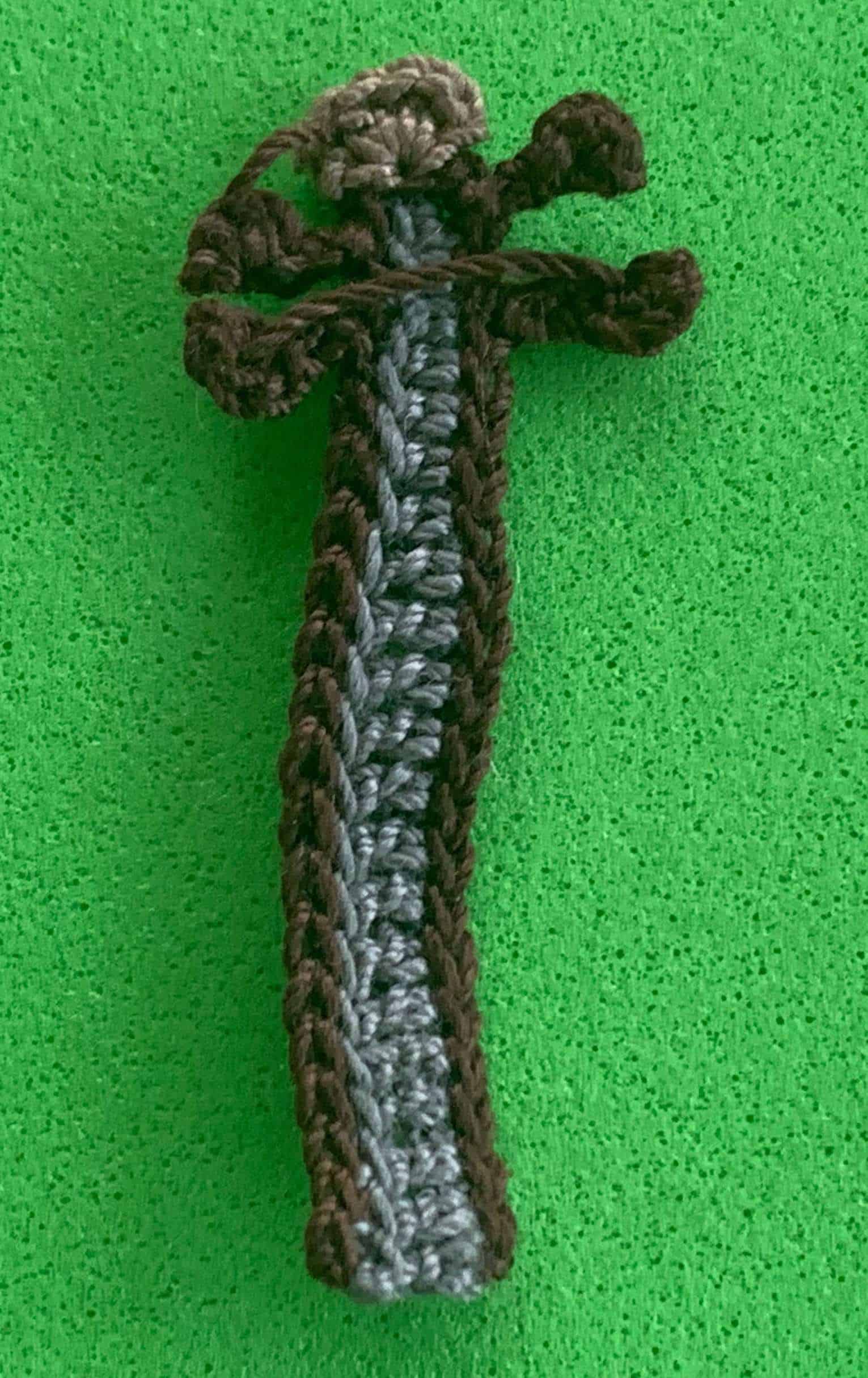 crochet-violin-2-ply-neck-with-pegs • Kerri's Crochet